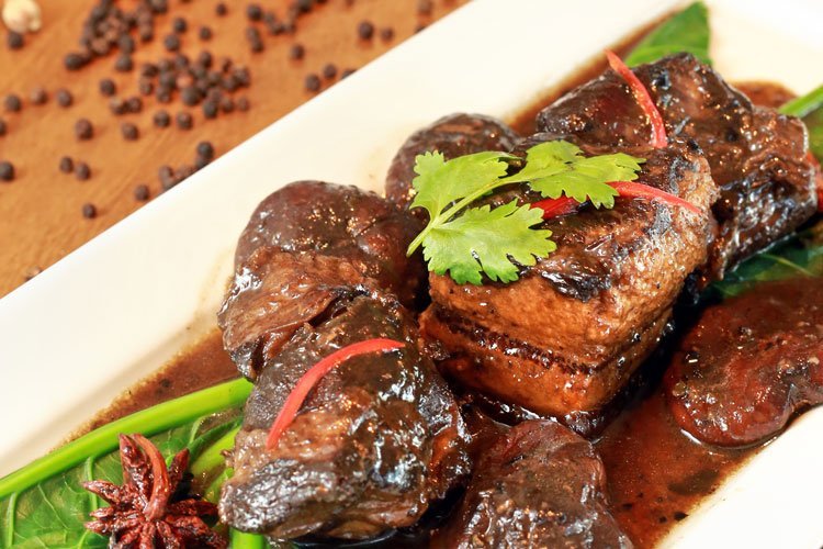 Moo Hong (Pork Belly Stew) Recipe - Cook Your Yummy Cuisine